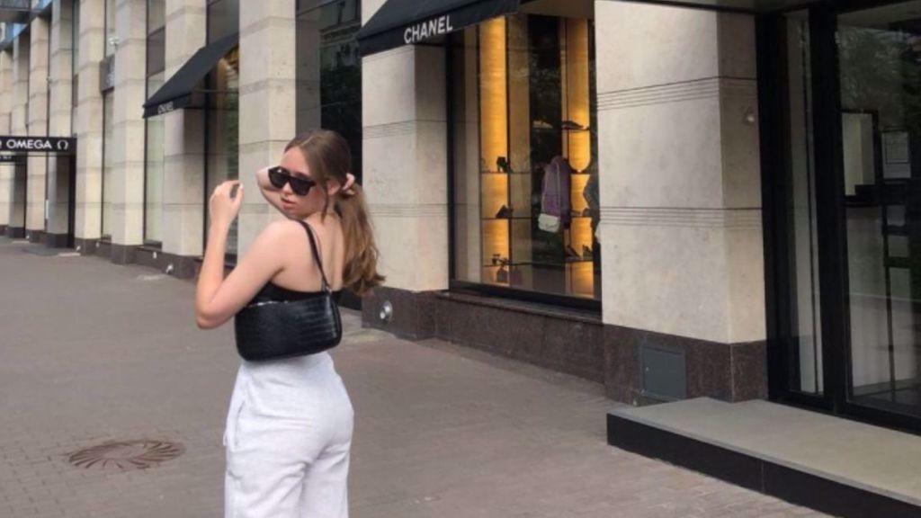 金箔椅、鍍金床！普丁19歲私生女「皇宮」曝光 房租超驚人 - 上市櫃 - 旺得富理財網