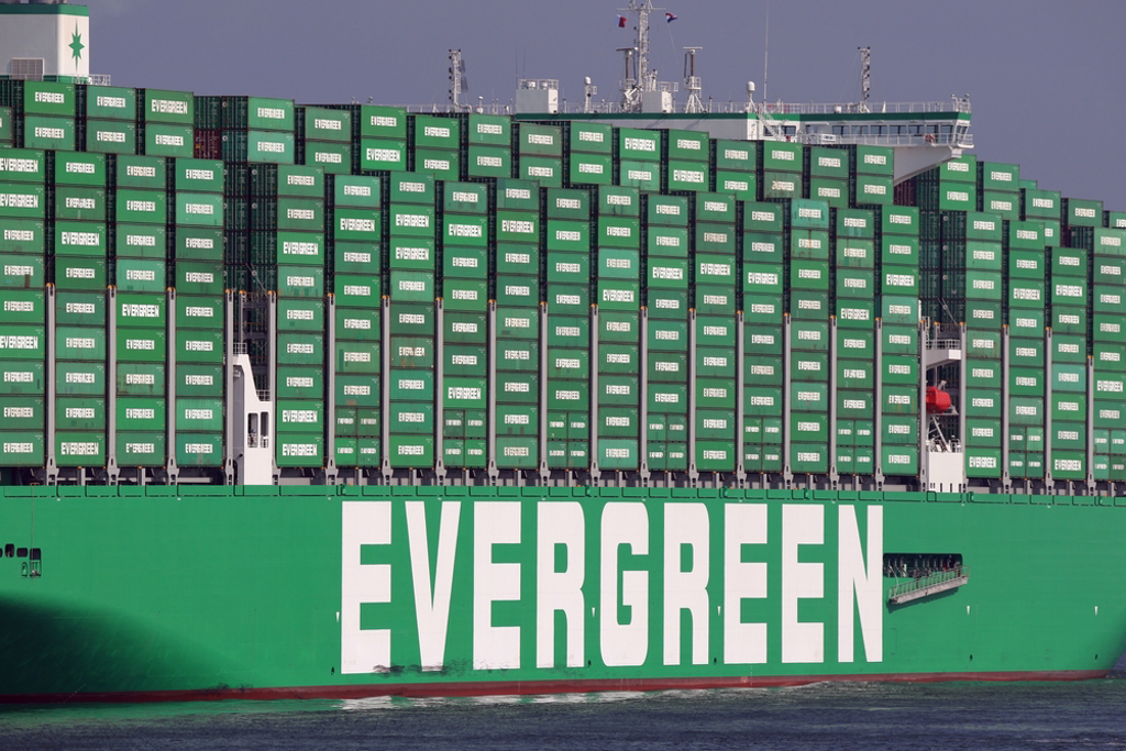 長榮證實遭遇怒海劫 馬尼拉港外遭海盜襲船 水手遭綁又掙脫 驚險對話全曝光 - 上市櫃 - 旺得富理財網